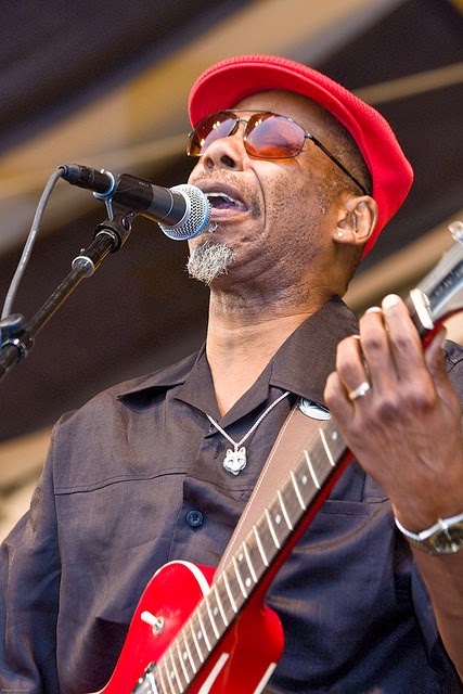 In a Blue Mood: Walter Wolfman Washington Howlin' Live At DBA New Orleans