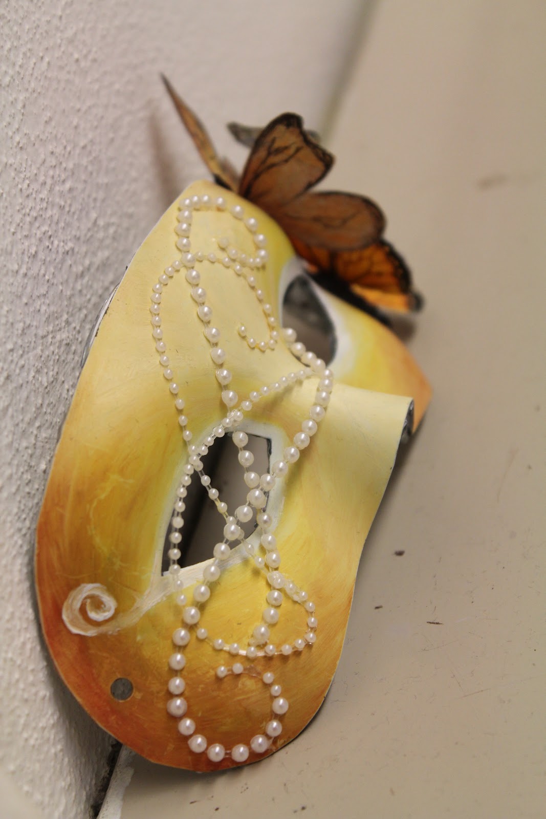 ArtSavesLives: Mixed Media Project #1: Non-Traditional Self-Portraits