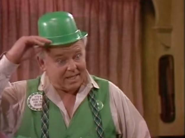 Holiday Film Reviews: All In The Family: "Too Good Edith"