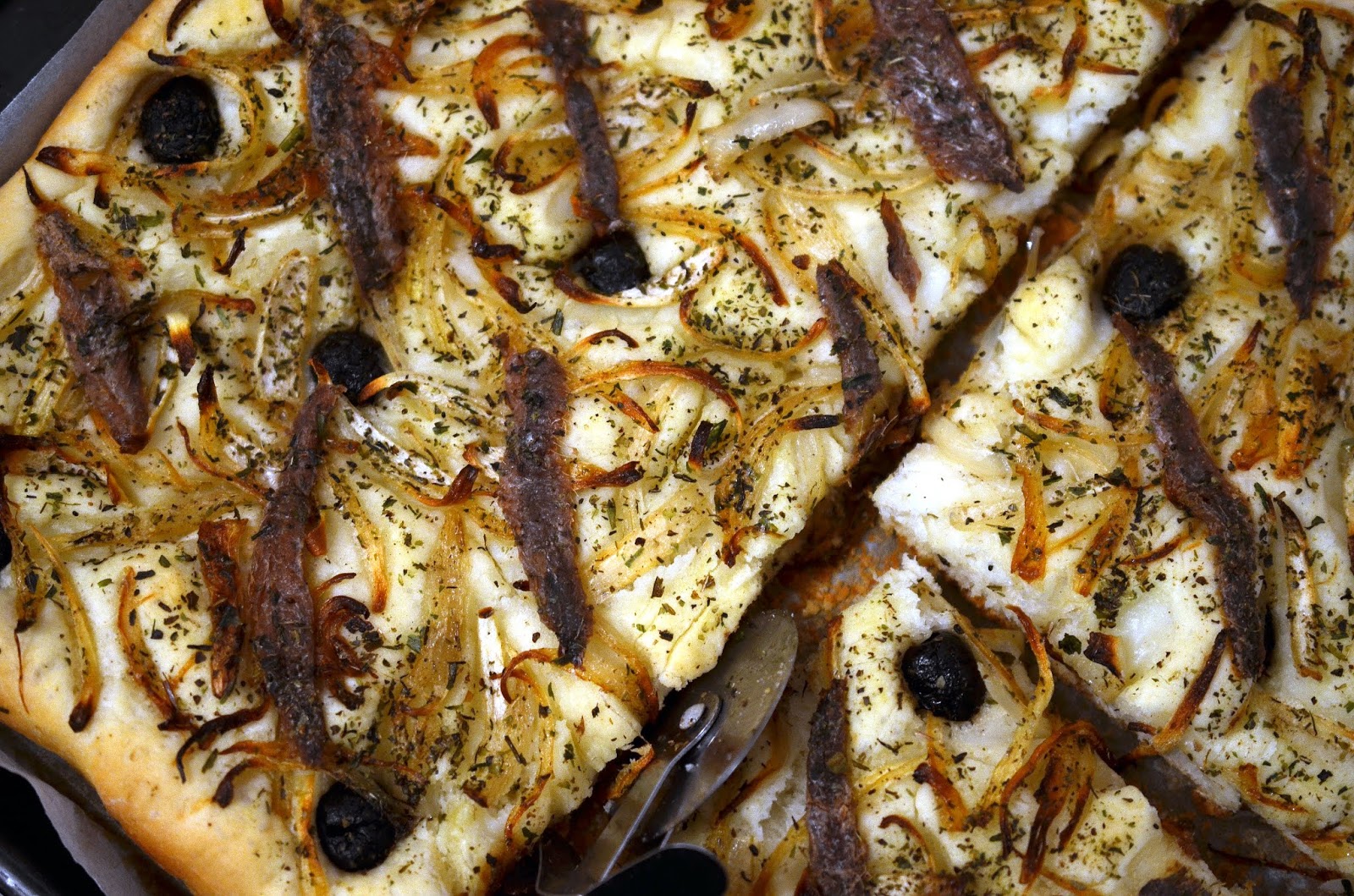 Pizza provensala (de post- dezlegare la peste) – Alexandra’s kitchen