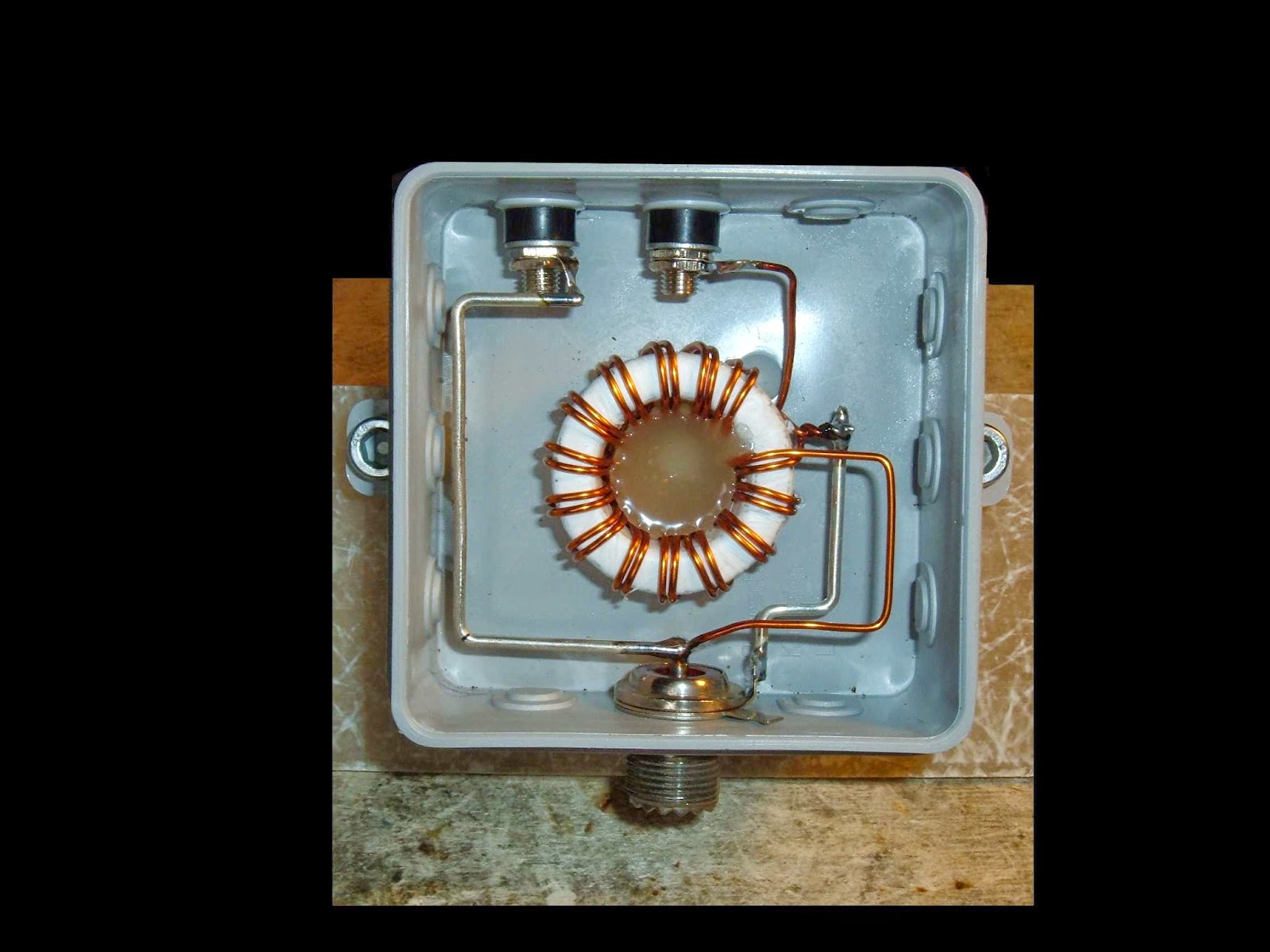 Der Bastelbunker - Die Basteldoku: 1:4 Balun Eigenbau für ...