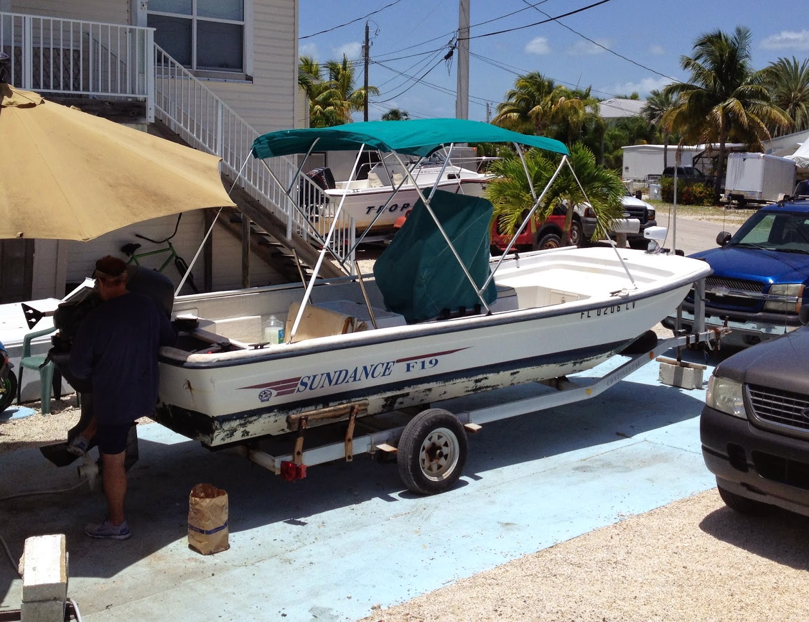 Lezlie's World: BULLY NETTING on the NEW SKIFF