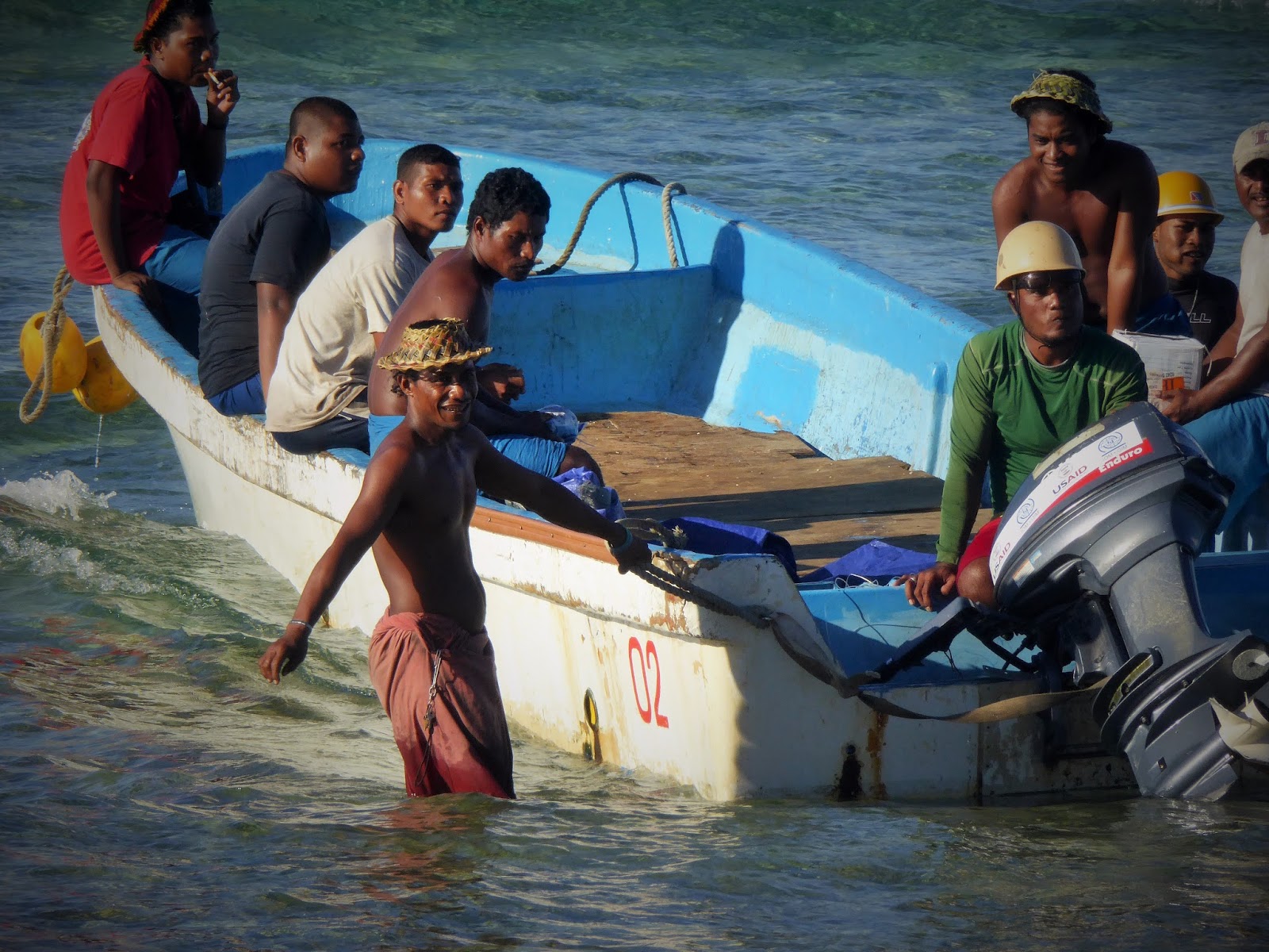Yap Island and Dr. Rosemary: 06.10.15. green boat and OI trip - Fais