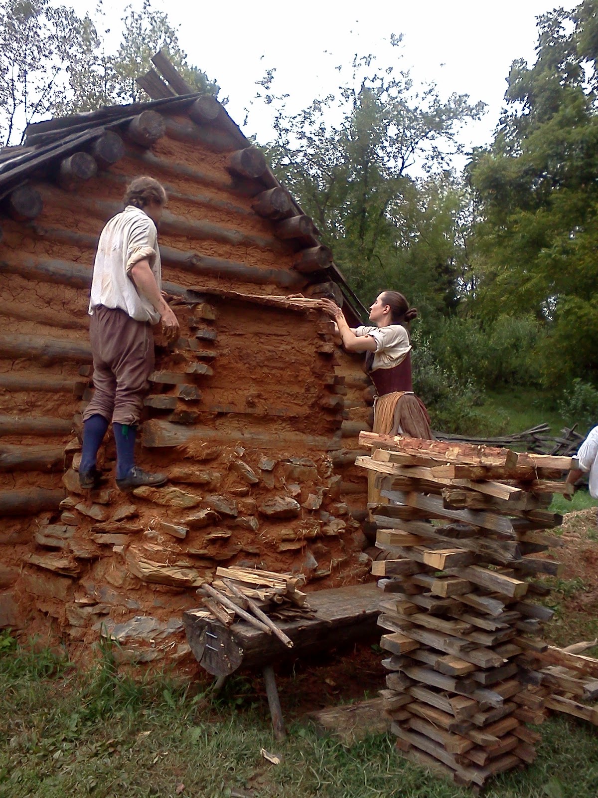 Frontier Culture Museum of Virginia: Daubing the Chimney