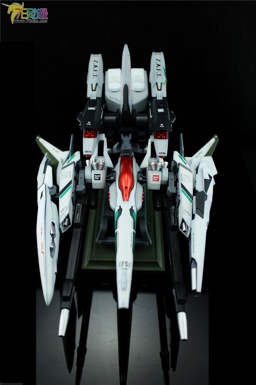 Gundam Family: MG 1/100 Robotech ReZEL Custom Build