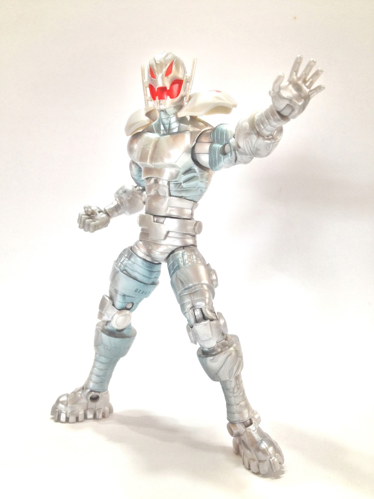 Combo's Action Figure Review: Ultron (Marvel Legends)