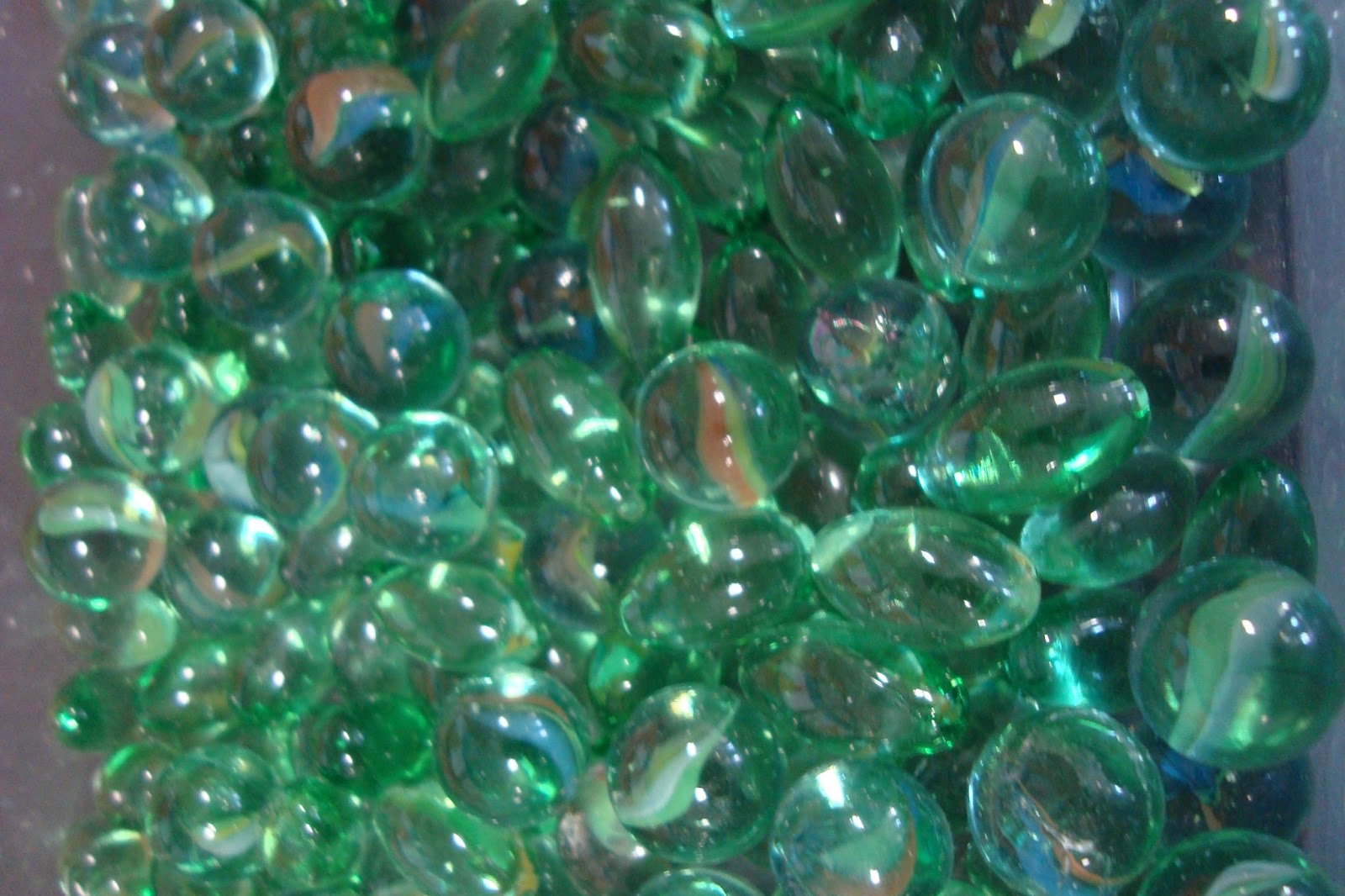 Once upon an Art Room: Clay Pinch Pots with Melted Marbles