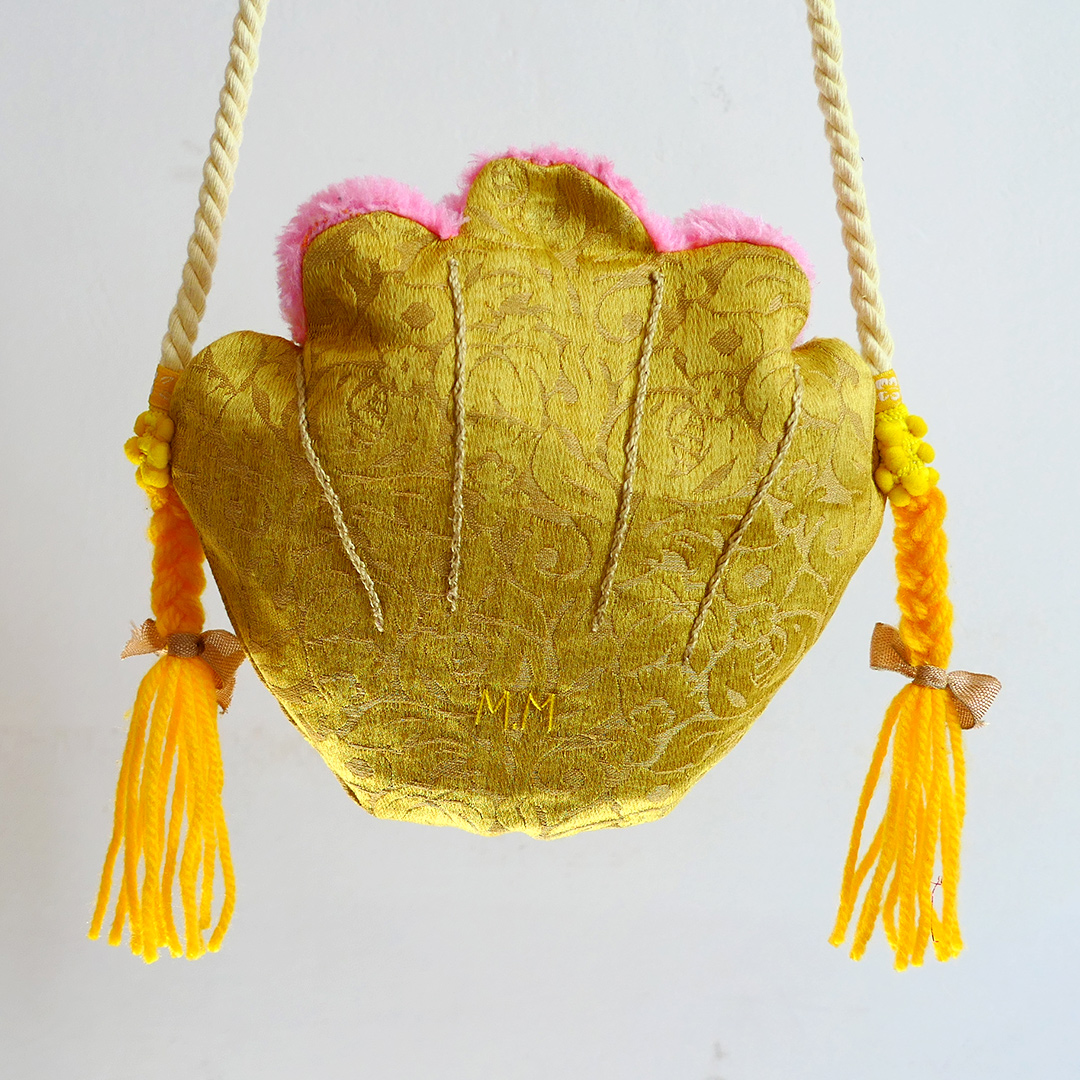 misako mimoko: Seashell bag stories