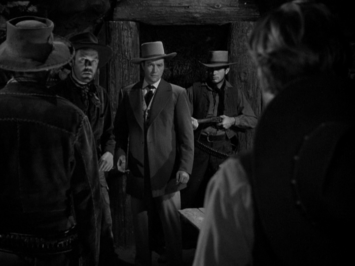 Classic Movies Review: Cheyenne (1947)