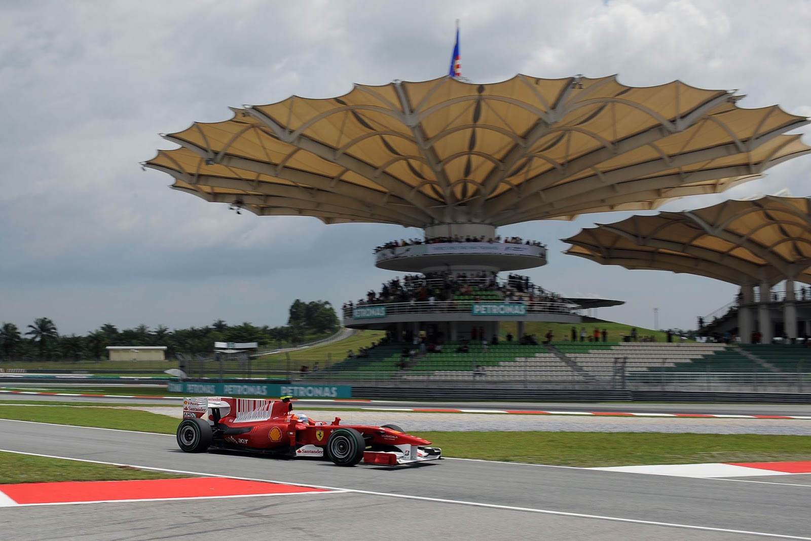 Talking about F1: The F1 blog: Sepang Preview: After the watershed