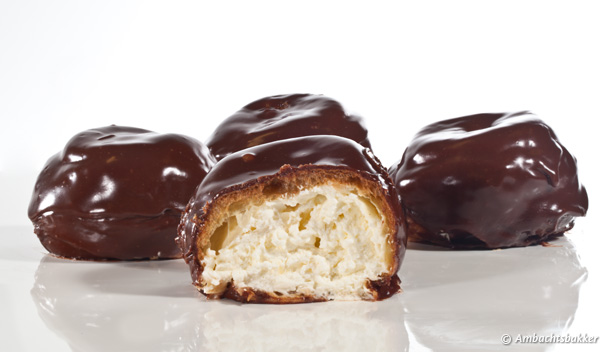 Clogs & Sneakers: Made in the Netherlands - Bossche bollen.