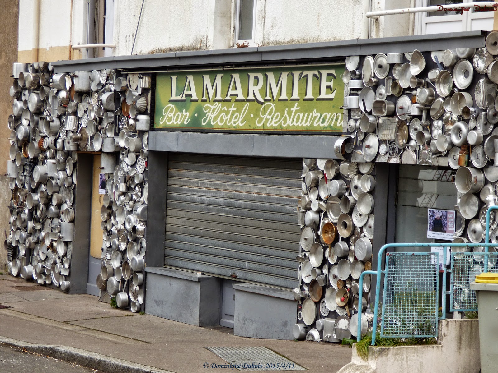 Détours de France. : Devanture originale