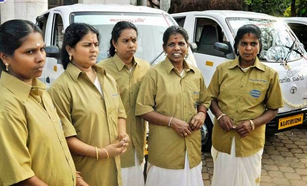 lady auto-driver india-1 - IndiaGirlsOnBike - Women Empowerment Of India