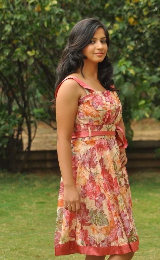 SUN SHINES: Nisha Cute Stills