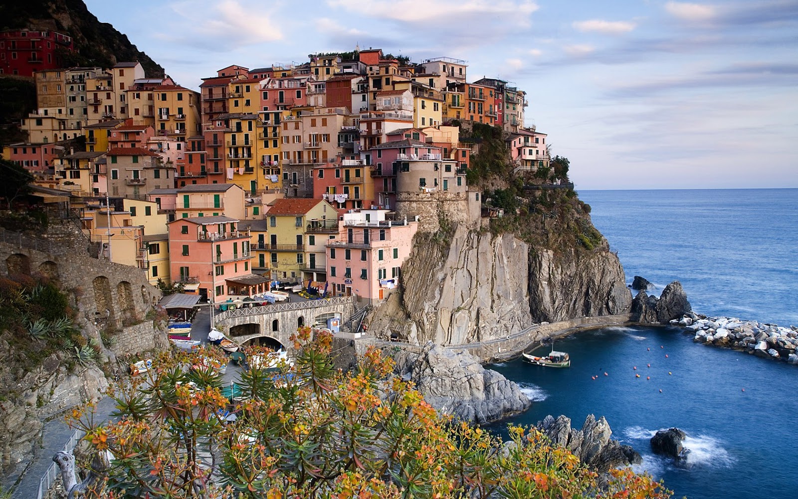 TOP WORLD TRAVEL DESTINATIONS: La Spezia, italy
