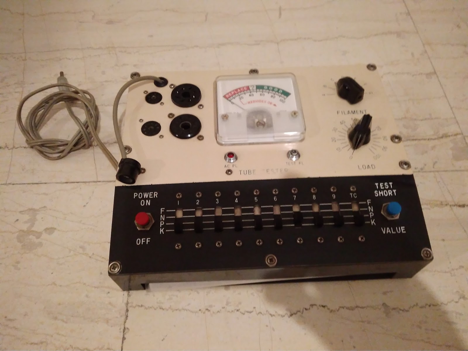 TUBE TESTER TC-2 TECH INSTRUMENTS TUBE TESTER TC-2 TECH INSTRUMENTS