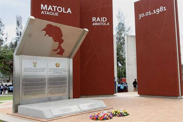 LITERATAS 2015: MATOLA