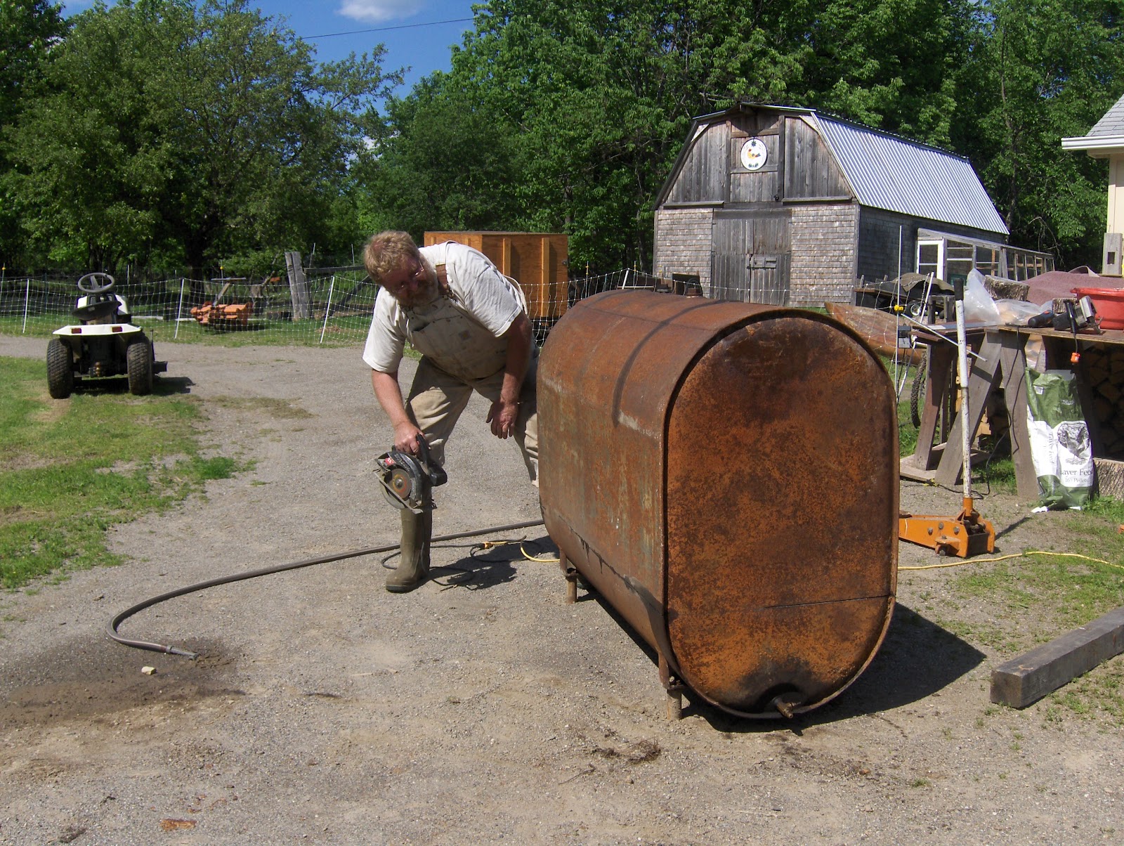 A Great Farm Diary: Womerlippi Homestead Annals: The mother of all grills