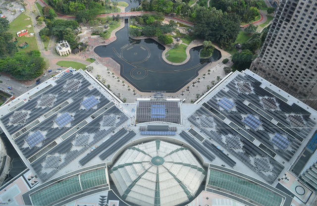 Isaactan.net: Petronas Solar PV (Photovoltaic) System KLCC Official Launch