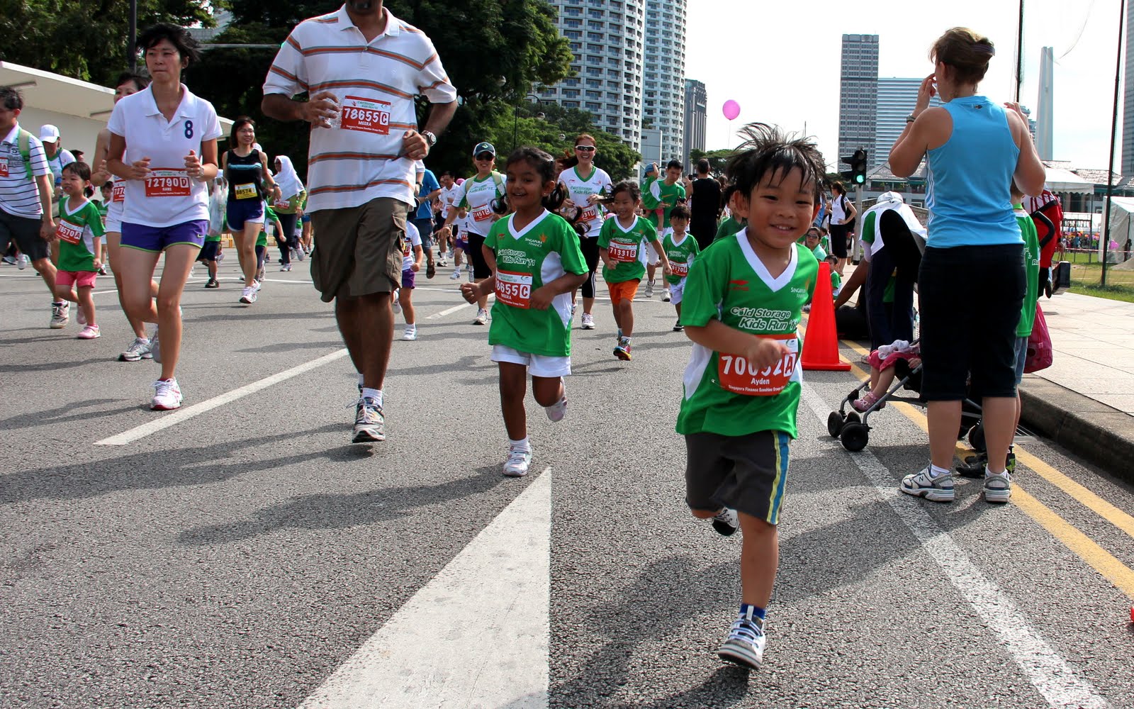 Cheekiemonkies: Singapore Parenting & Lifestyle Blog: Kids Run 2011 ...