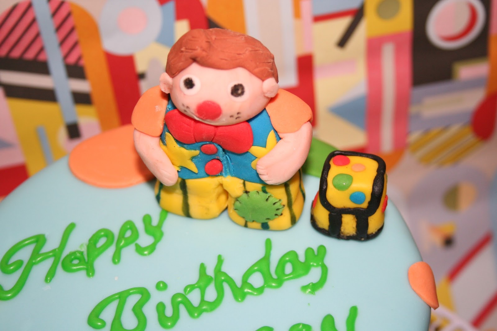 Chintzy Cakes: Mr Tumble Birthday Cake
