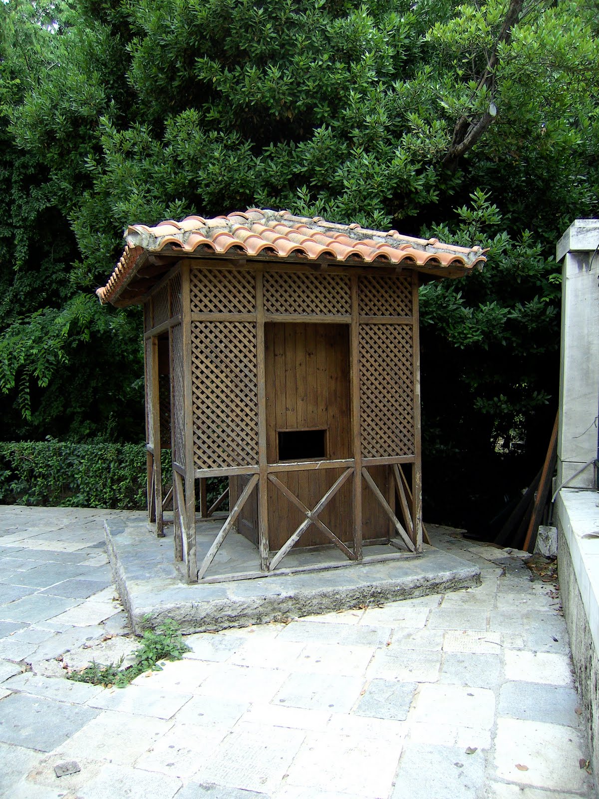 jan1448: Εθνικος Κηπος, η κυρια εισοδος απο την λεωφορο βασιλισης Αμαλιας