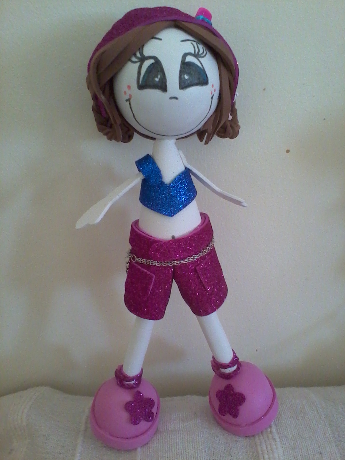 CORES VIVAS: BONECAS em EVA