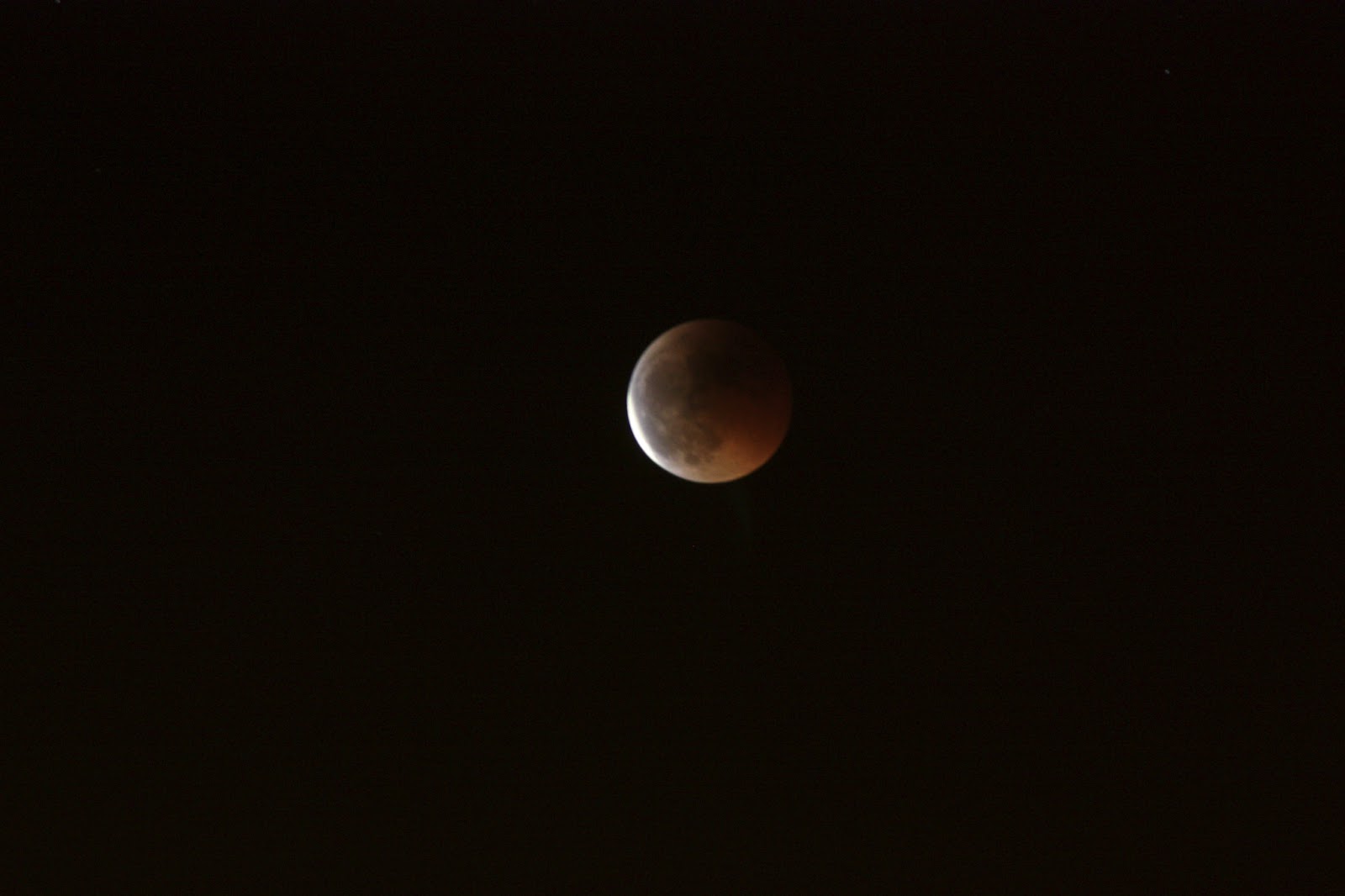 Gasendi, Espacio de Astronomía: ECLIPSE PARCIAL DE LUNA 25 ABRIL 2013 Gasendi, Espacio de Astronomía: ECLIPSE PARCIAL DE LUNA 25 ABRIL 2013