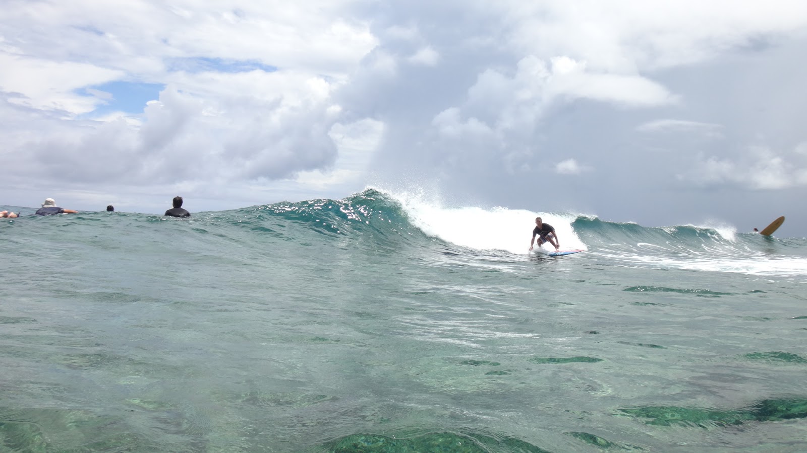 Happy Surfing Okinawa
