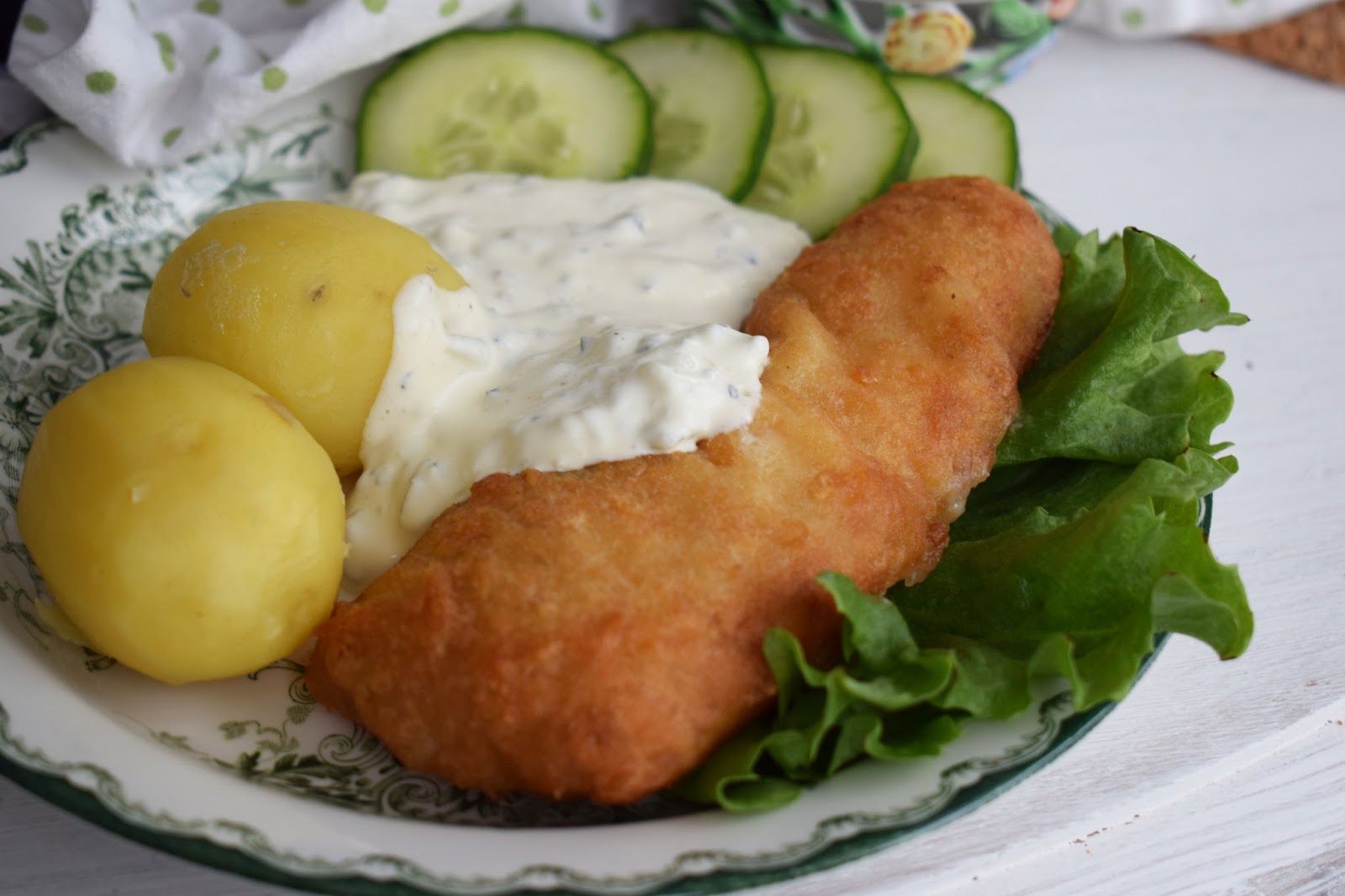Smaskelismaskens: Krispig fisk med kall sås och potatis