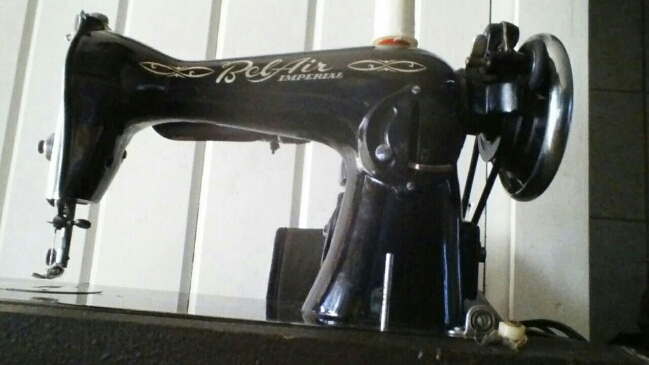Thin Man Sewing: Bel Air Imperial Sewing Machine
