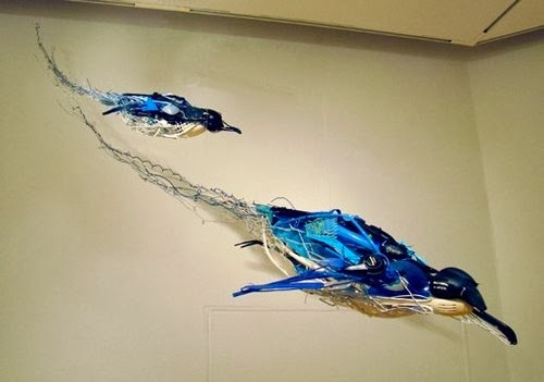 Seni Perahu Kertas: Contoh-Contoh dan Idea Arca Binaan Daripada Botol ...