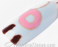 Valentine Kisses: Police inspired nail art (7 designs)