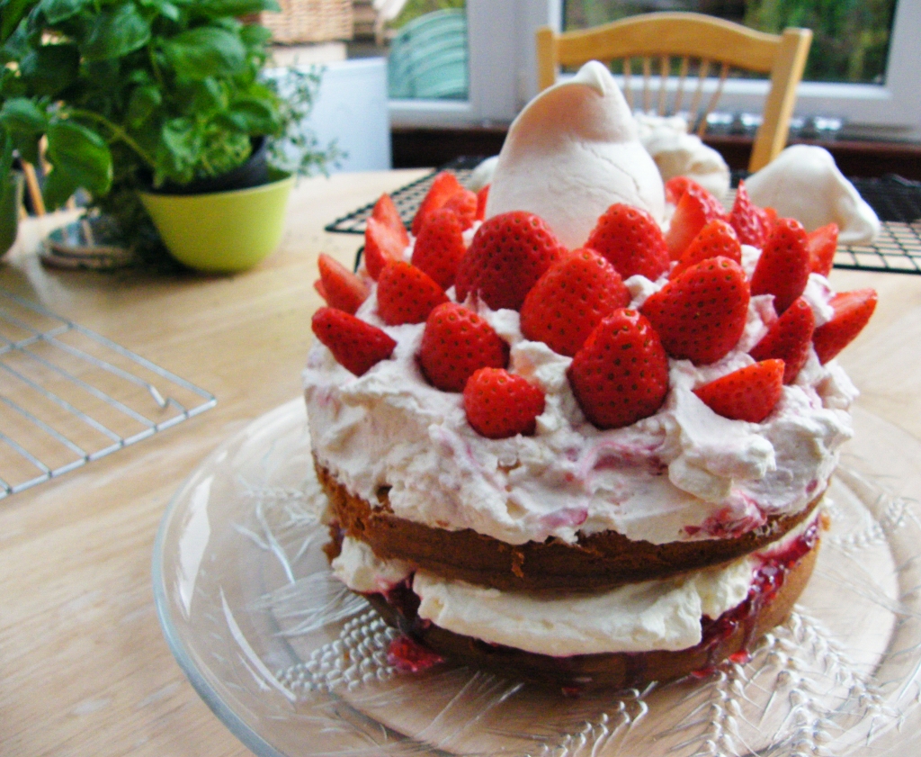 Eton Mess Cake for Clandestine Cake Club | Tinned Tomatoes