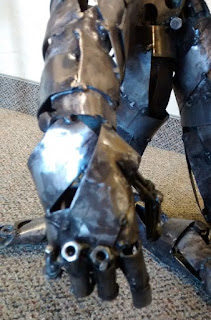 Sculptures by Nathan Robles: Robotic Figures