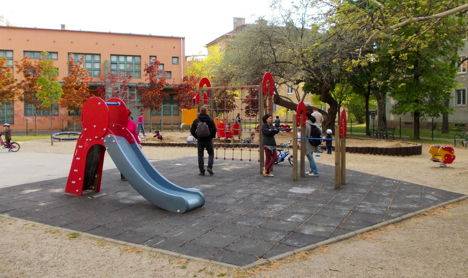 Budapesti játszóterek: XIII - Debrecen park