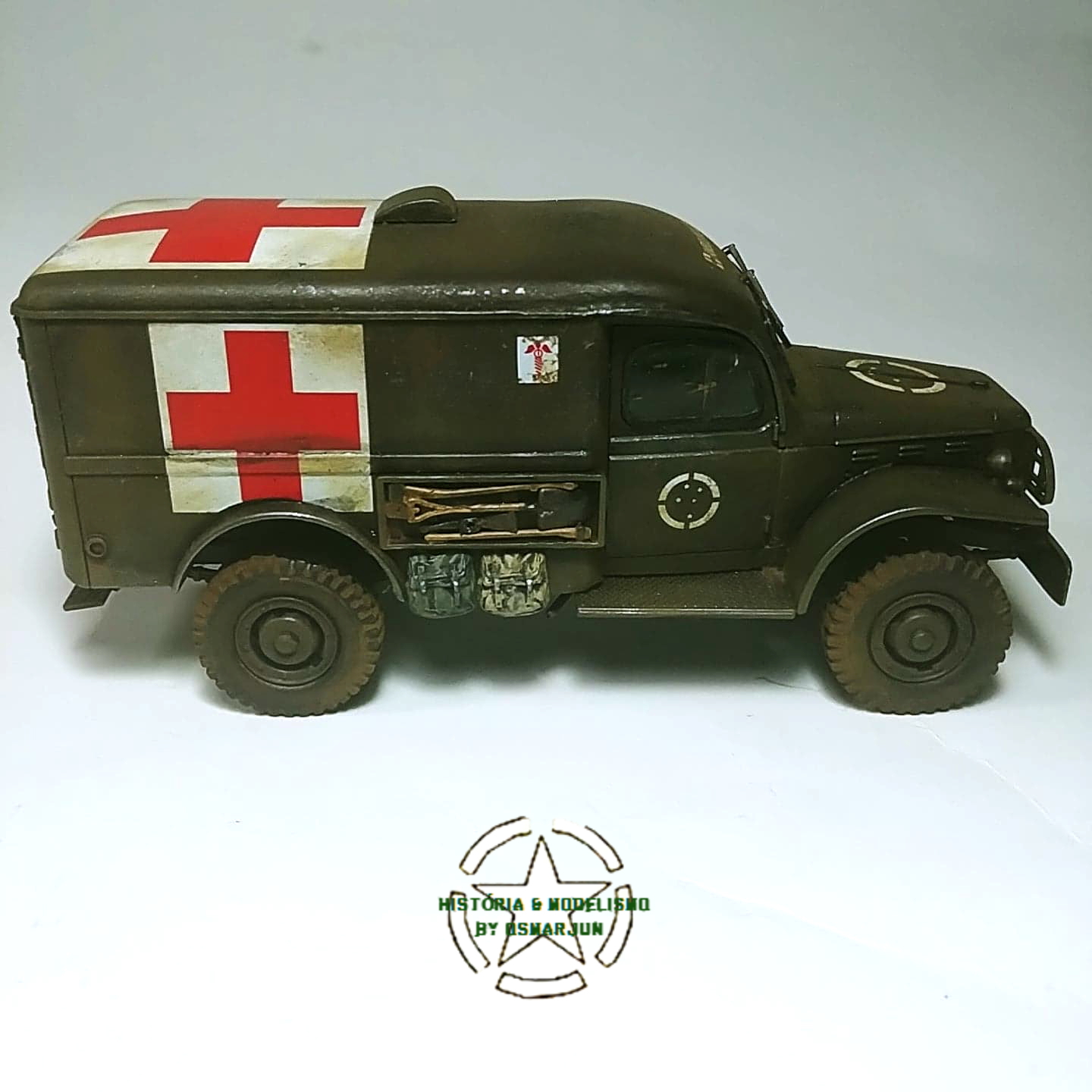 História & Modelismo: WC-54 DODGE AMBULANCE - 1:35 scale - FINAL