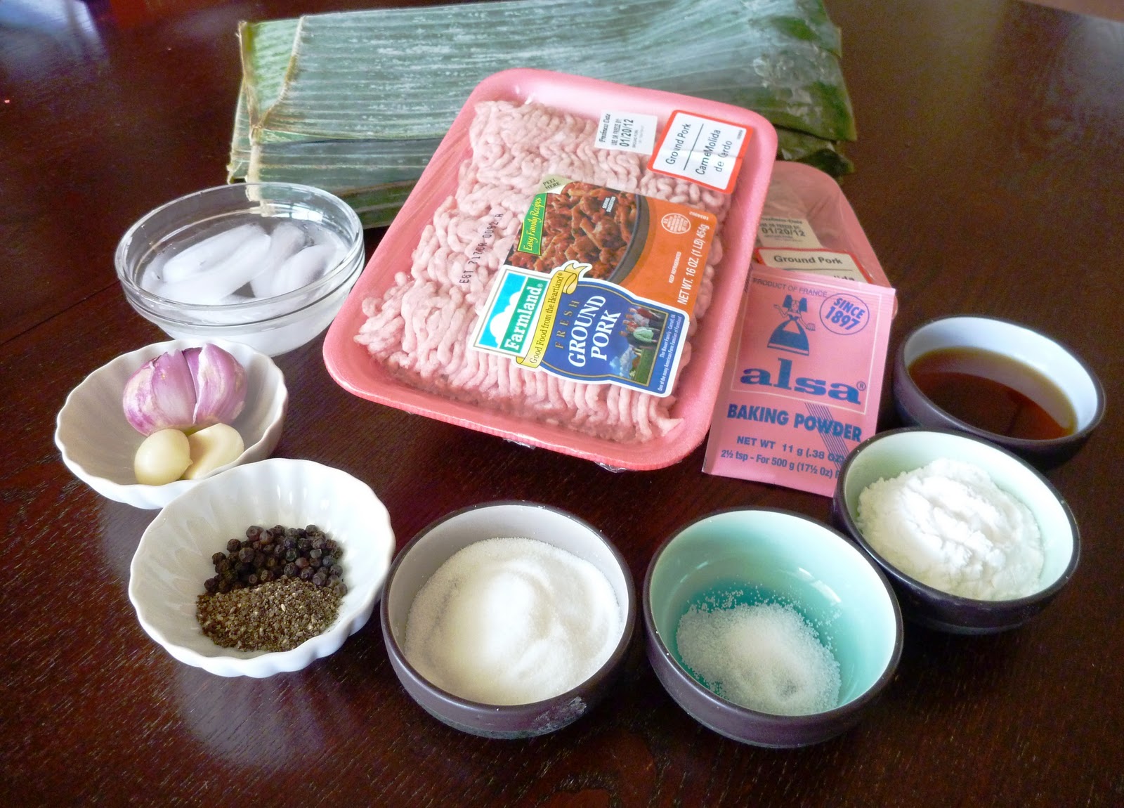 Chả Lụa (Vietnamese Ham aka Vietnamese Pork Roll) - TrainingsNews