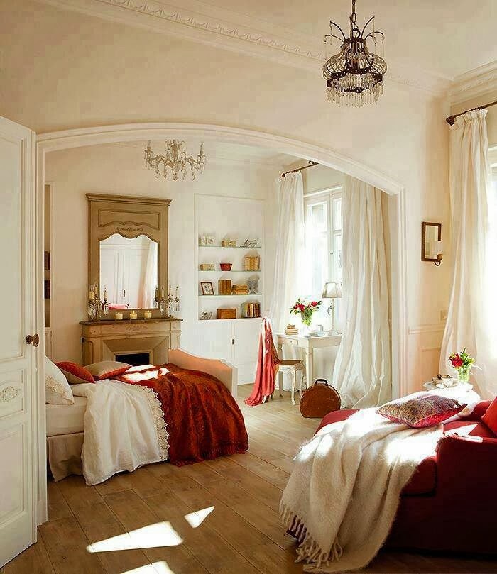 Manic Monday, With Lots of Beautiful Rooms (and some rarely shared ...