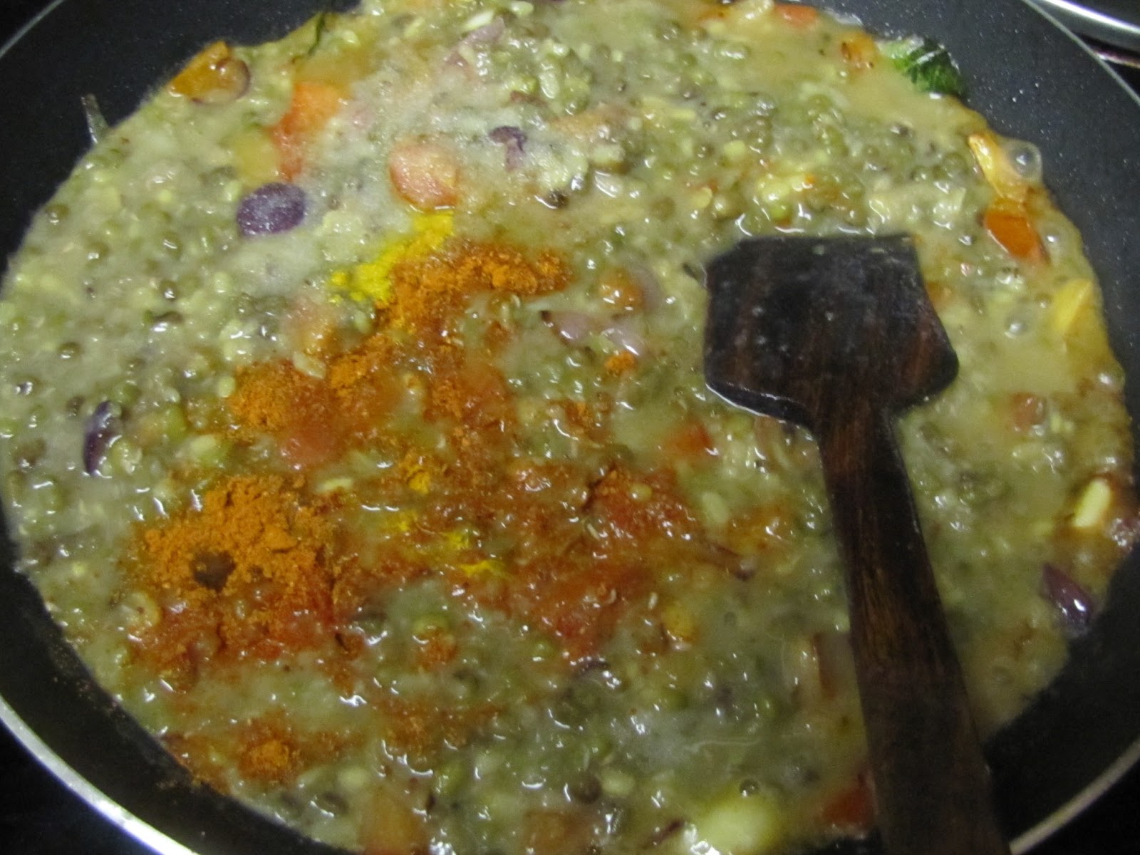 Pachai Payaru Kuzhambu | Green Mung Dal Gravy |Nithya's Nalabagam