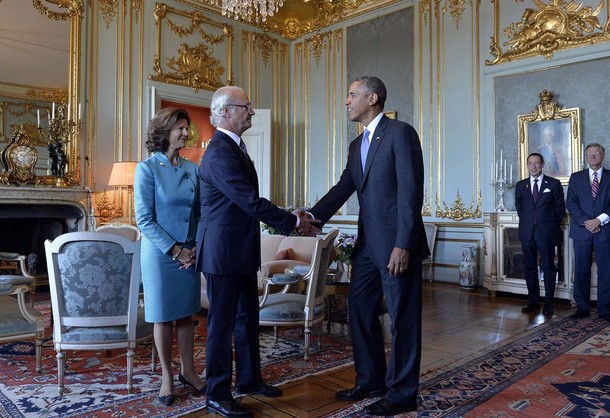 Queens of England: Presidents and Kings...and queens