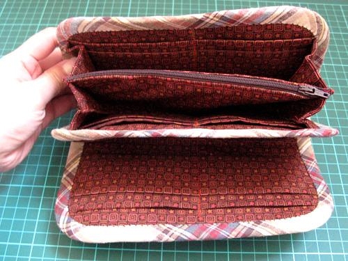 Accordion Purse / Wallet Tutorial ~ DIY Tutorial Ideas!