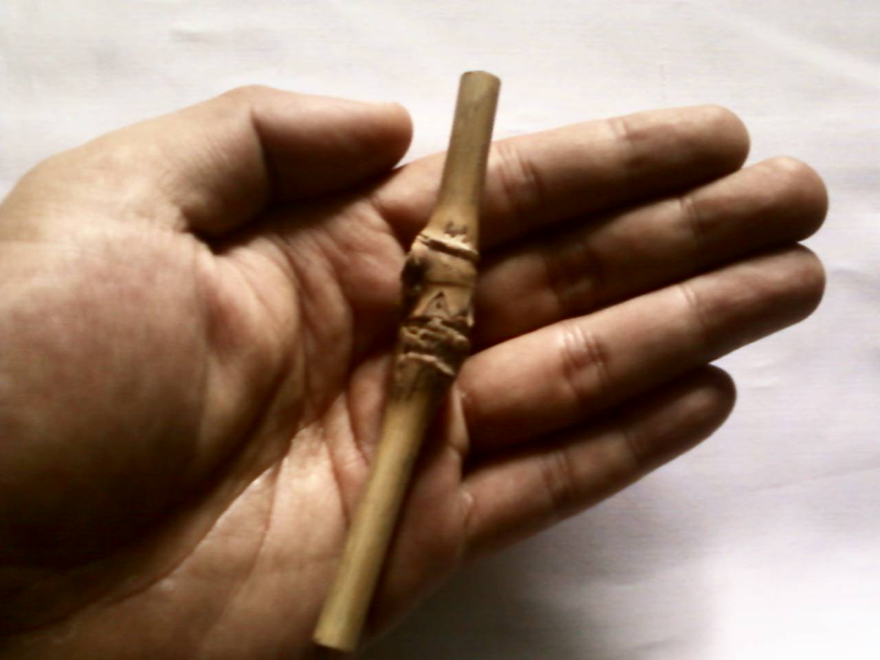 Benda Bertuah Indonesia: BAMBU BUTA