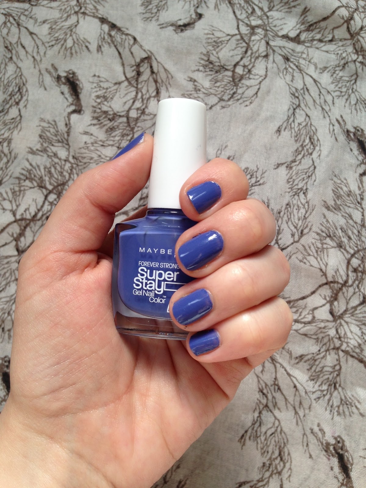the Bluebird & the Robin : Is this the perfect blue polish? Um, YES.