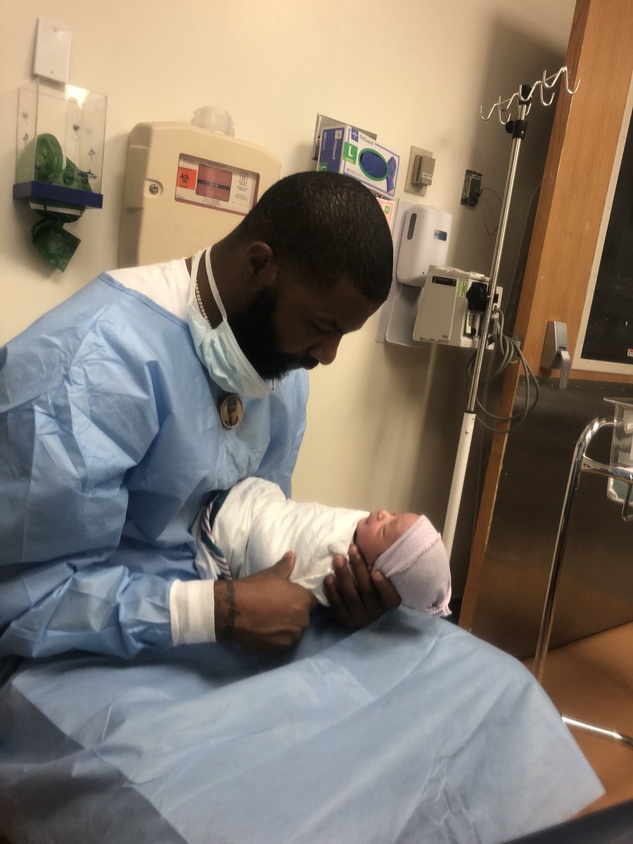 Marcus Morris, Aron Baynes join Al Horford in re-upping on...fatherhood?