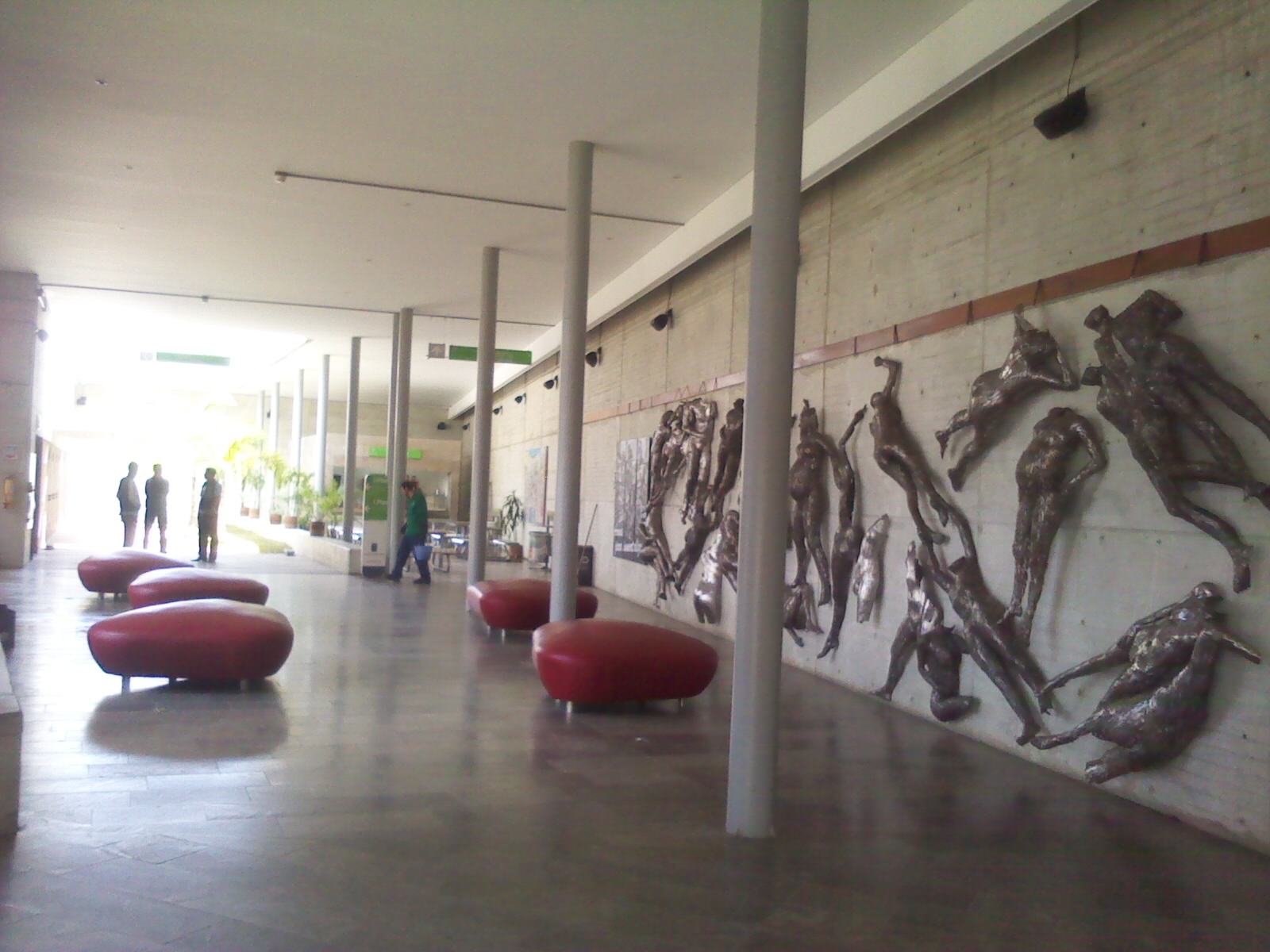 arquitectura: Parque Biblioteca La Ladera