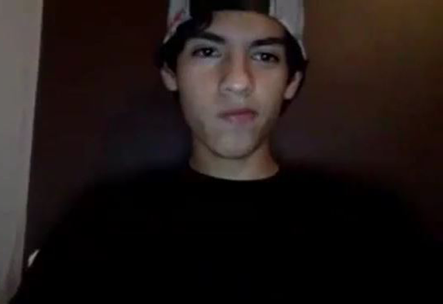 Novinho Roludo Batendo Uma Punheta No Skype Gtube Gaytube The