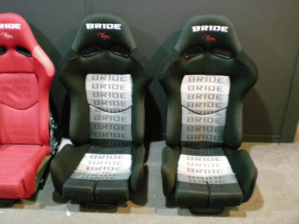 REV Performance: Bride Low Max Seat
