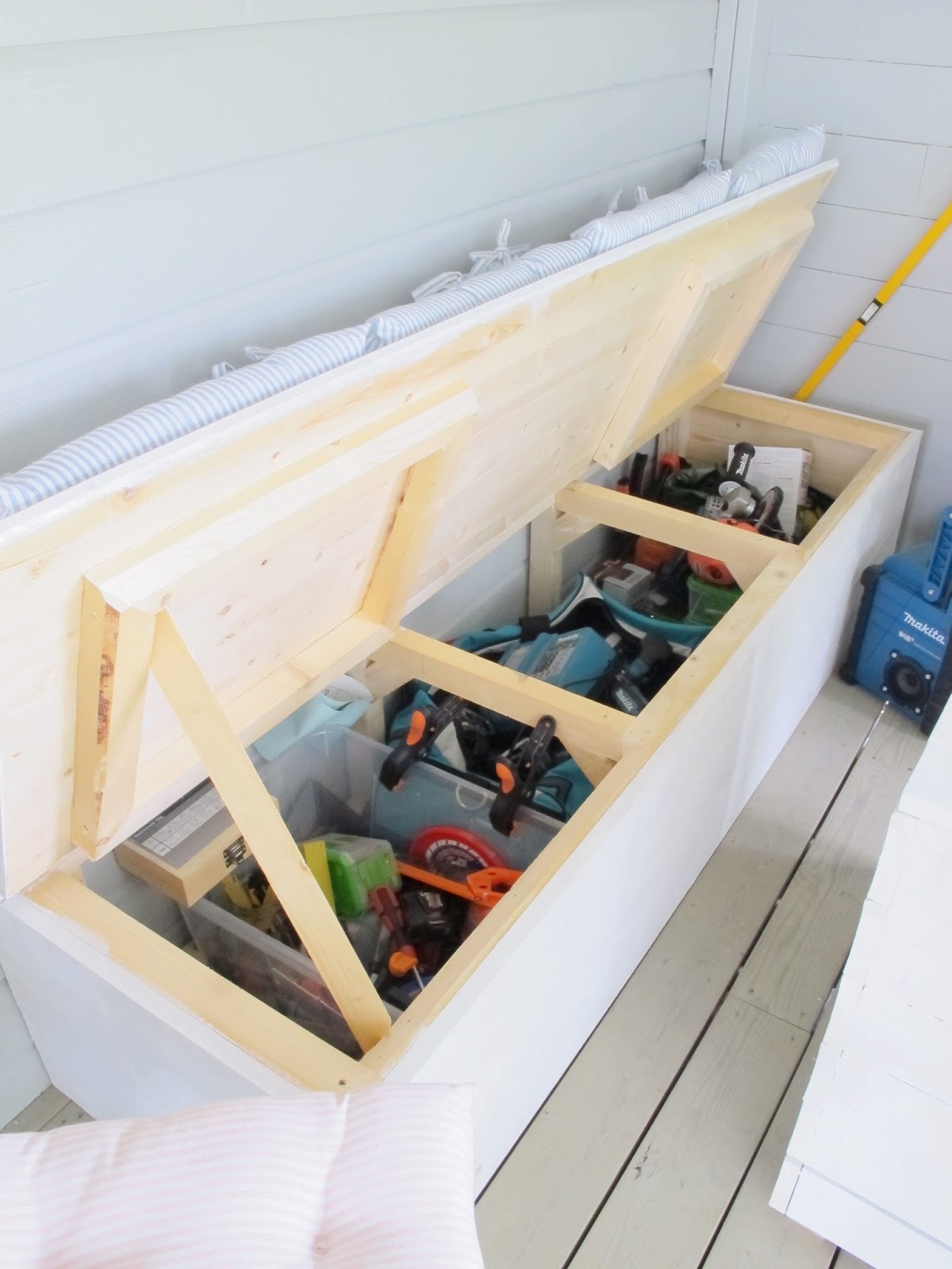 Morpheus: Ute-oppbevaring