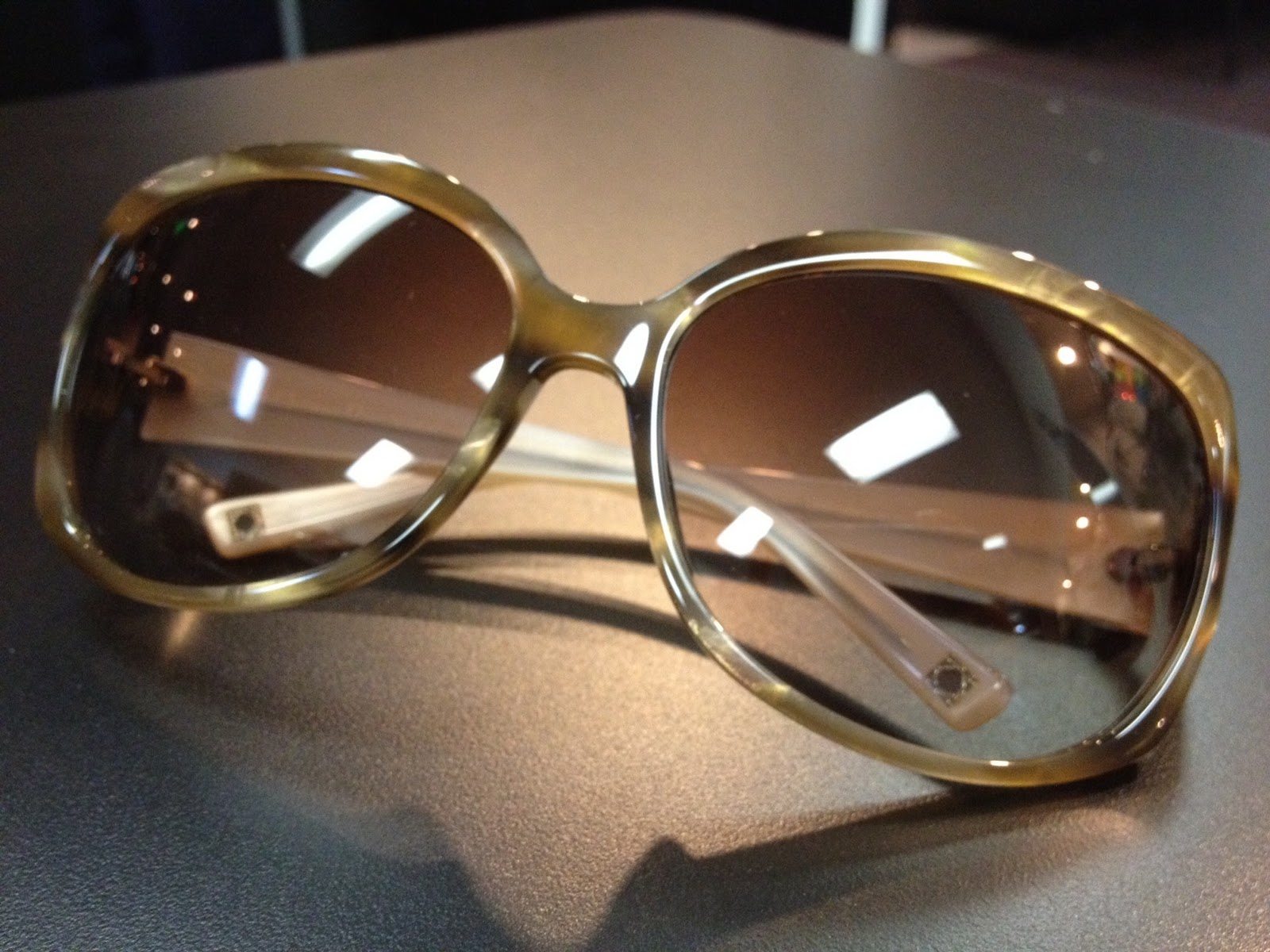 Golden Vision Optometry: Holiday Specials @ Golden Vision Optometry